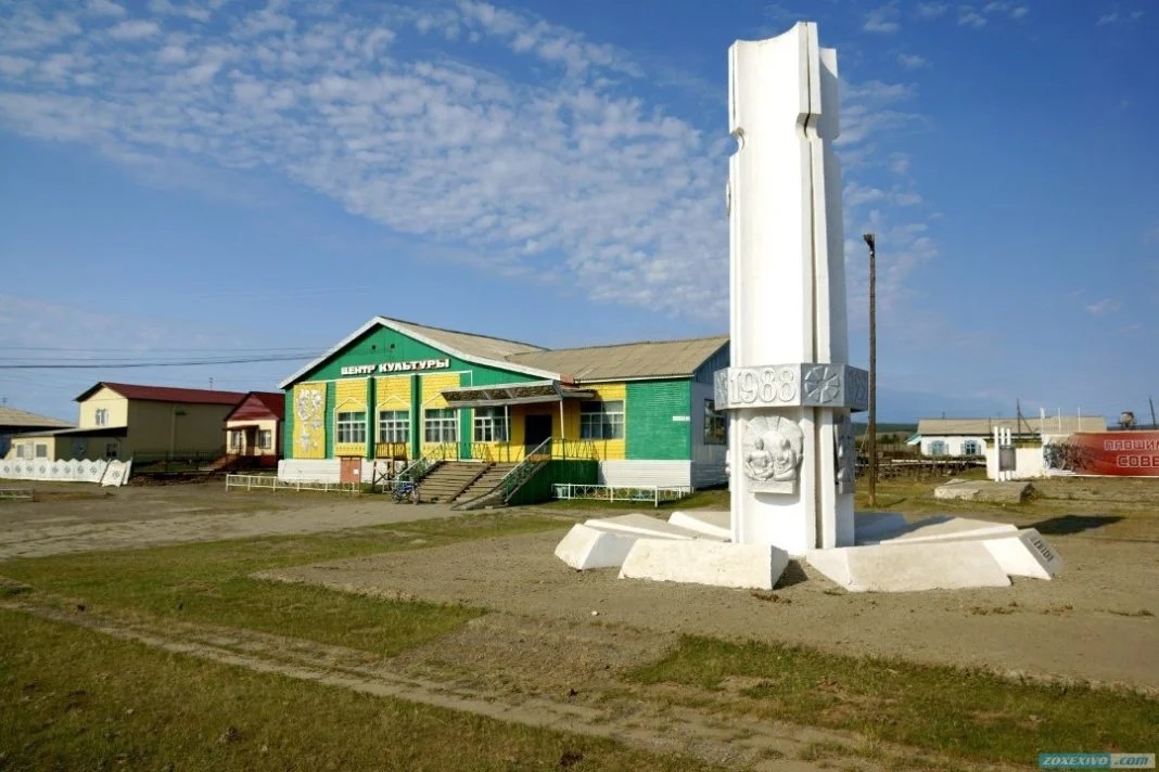 Diamentowa matrioszka z rosyjskiej Jakucji